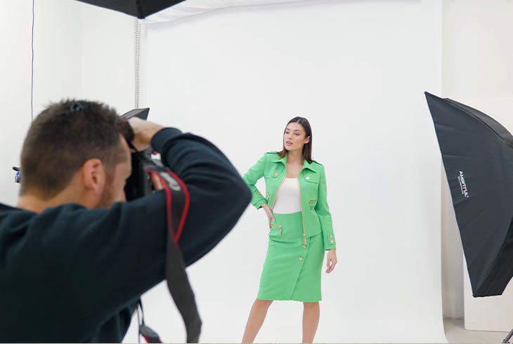 Les coulisses d'un shooting mannequin chez Touche pas à ma com ...